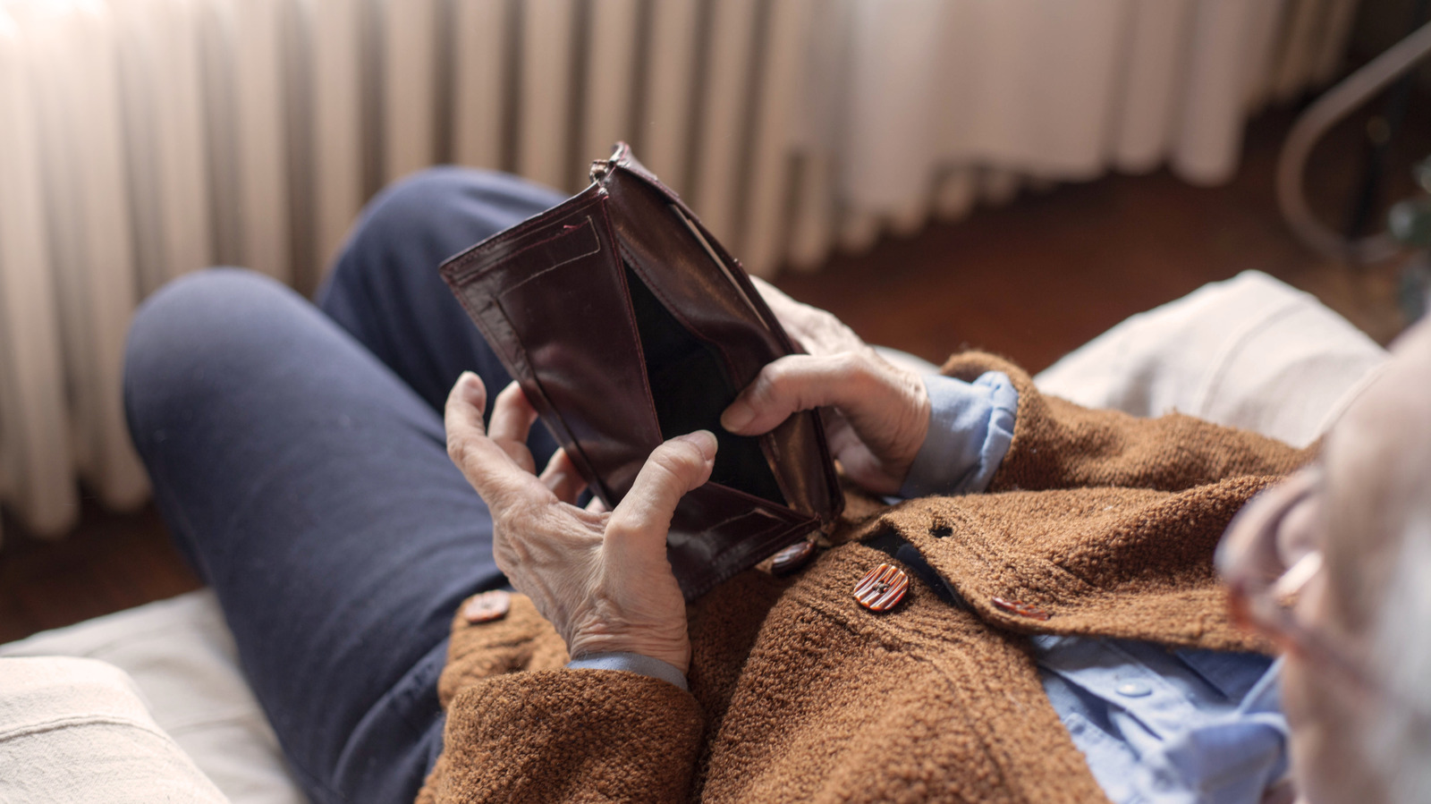 5 Signs You're A 'Lower-Class' Retiree