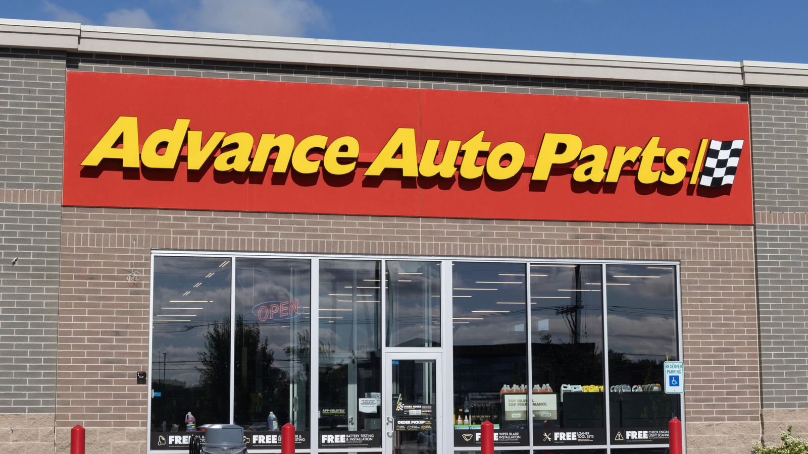 A Popular Auto Parts Chain Is Closing More Stores On The East Coast