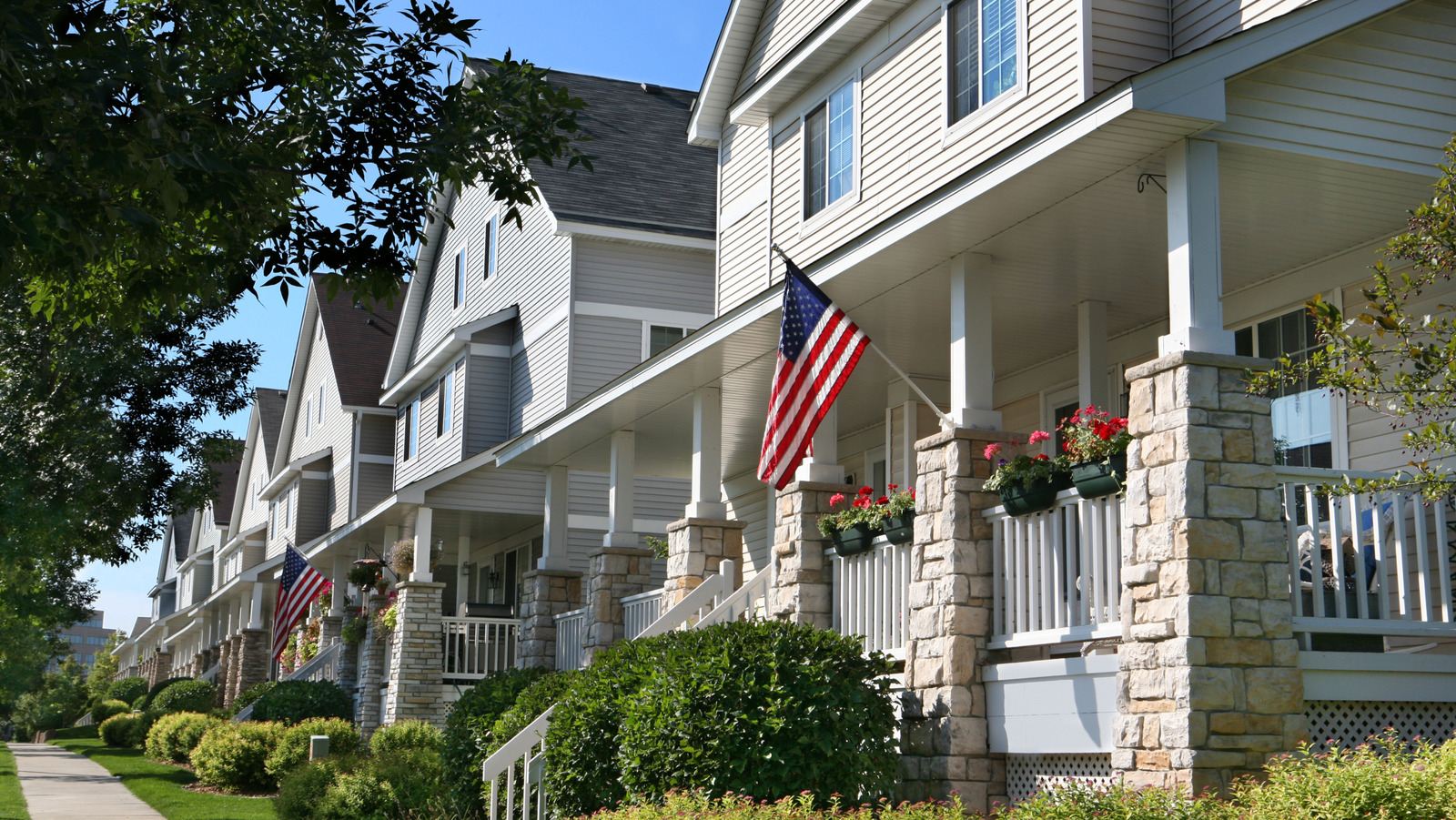 Here's How Much Money The Average American Homeowner Spends On Their Home