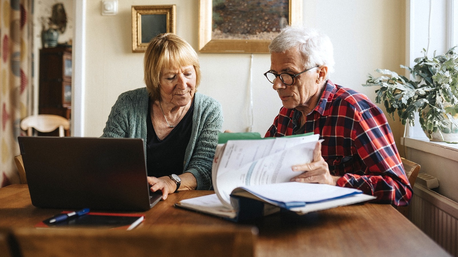 How Much Should You Really Save For Retirement Each Year? It Depends