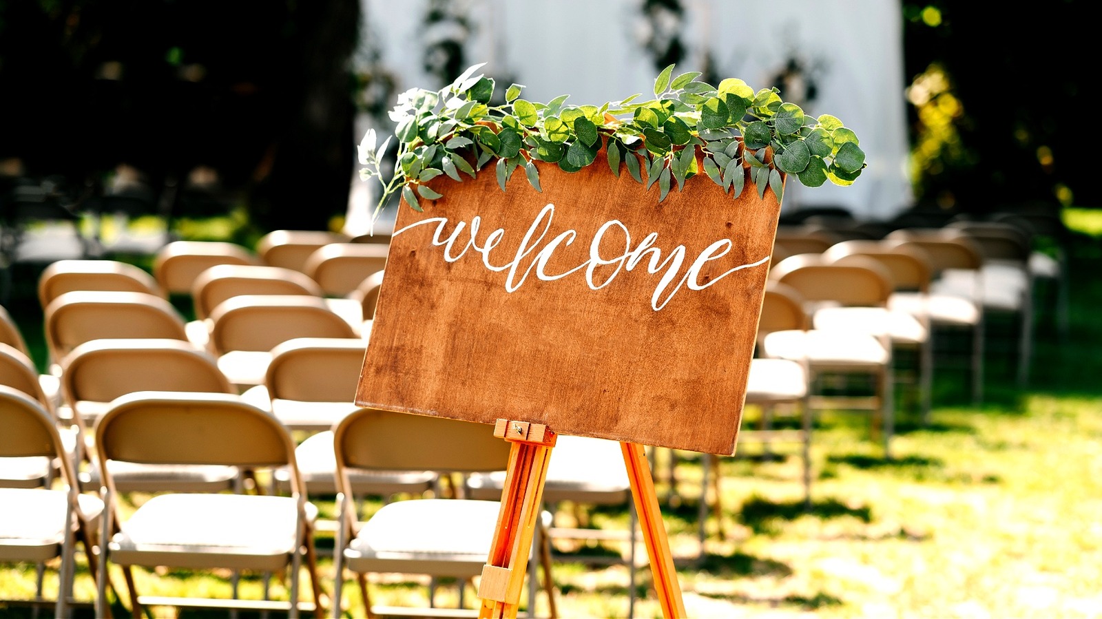 How To Add A Personal Touch To Your Wedding And Save Money