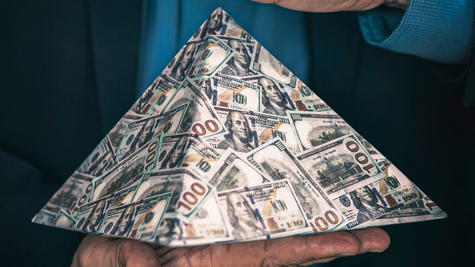 How To Know If You're Part Of A Pyramid Scheme