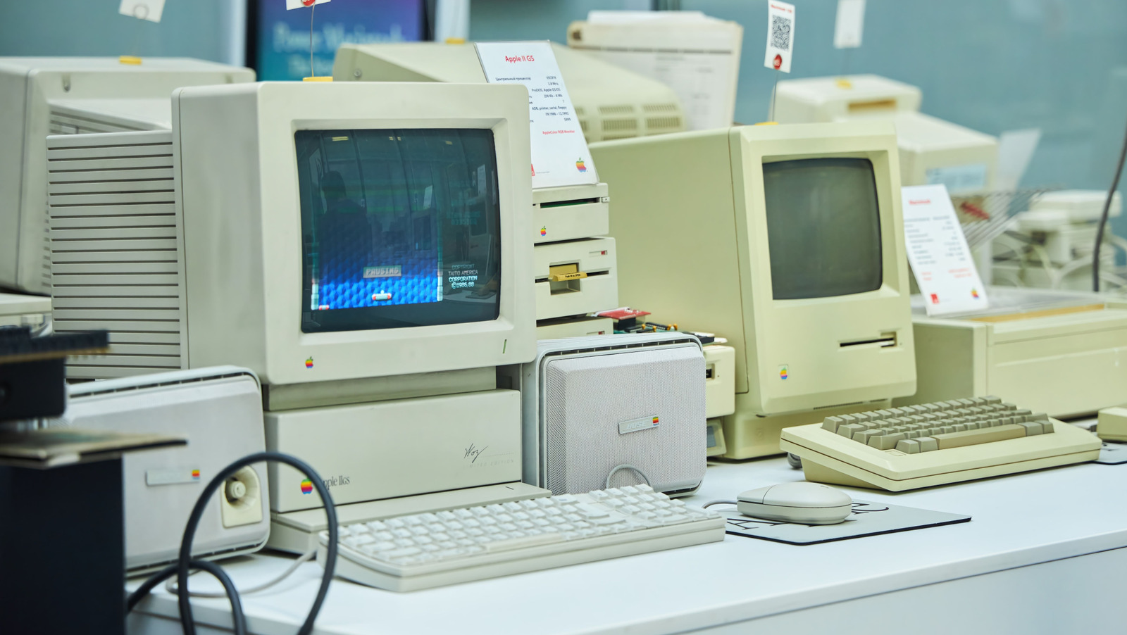 Old Apple Products That Are Worth A Ton Of Money
