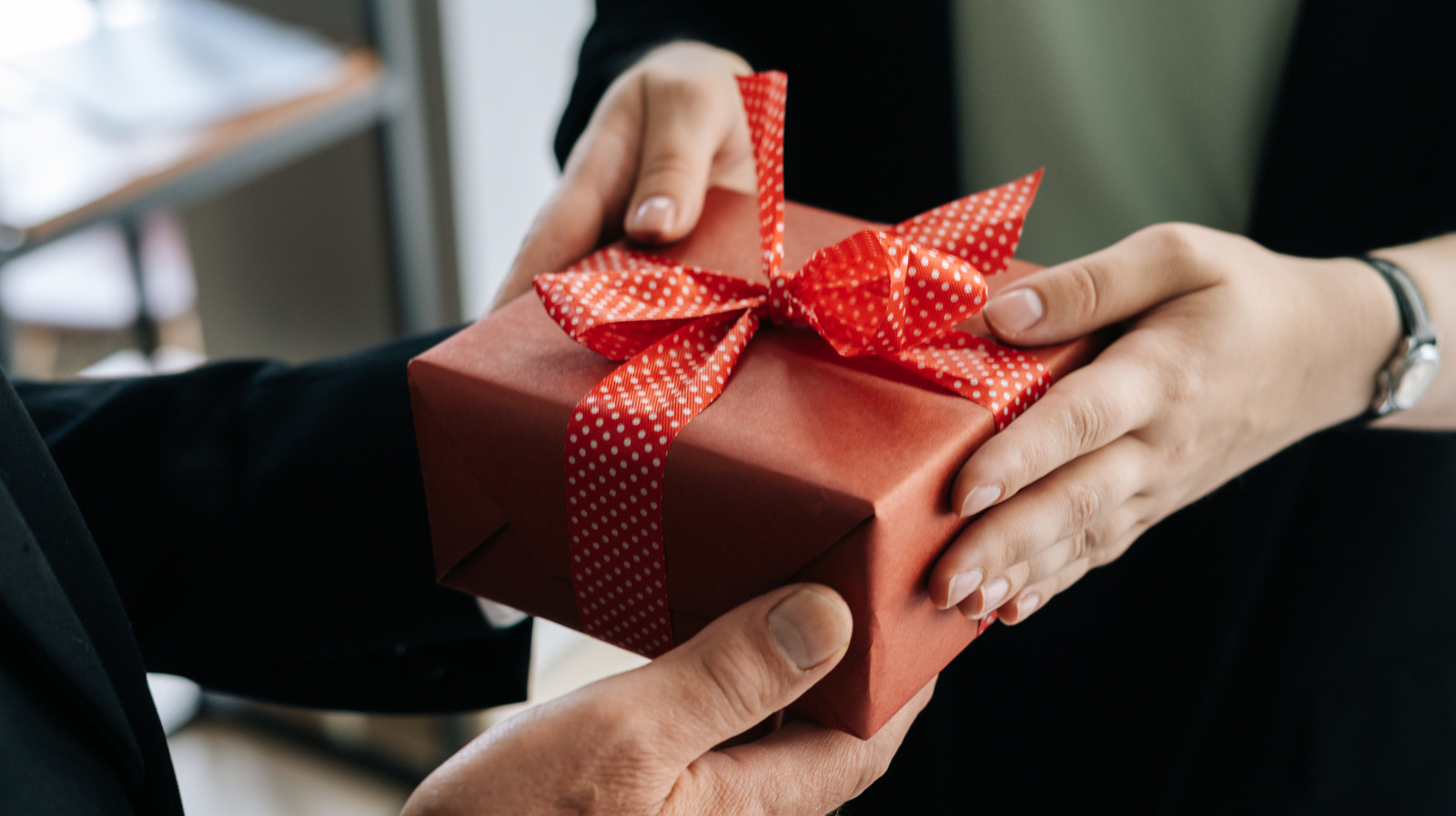Please Think Twice Before Buying A Holiday Gift For Your Boss