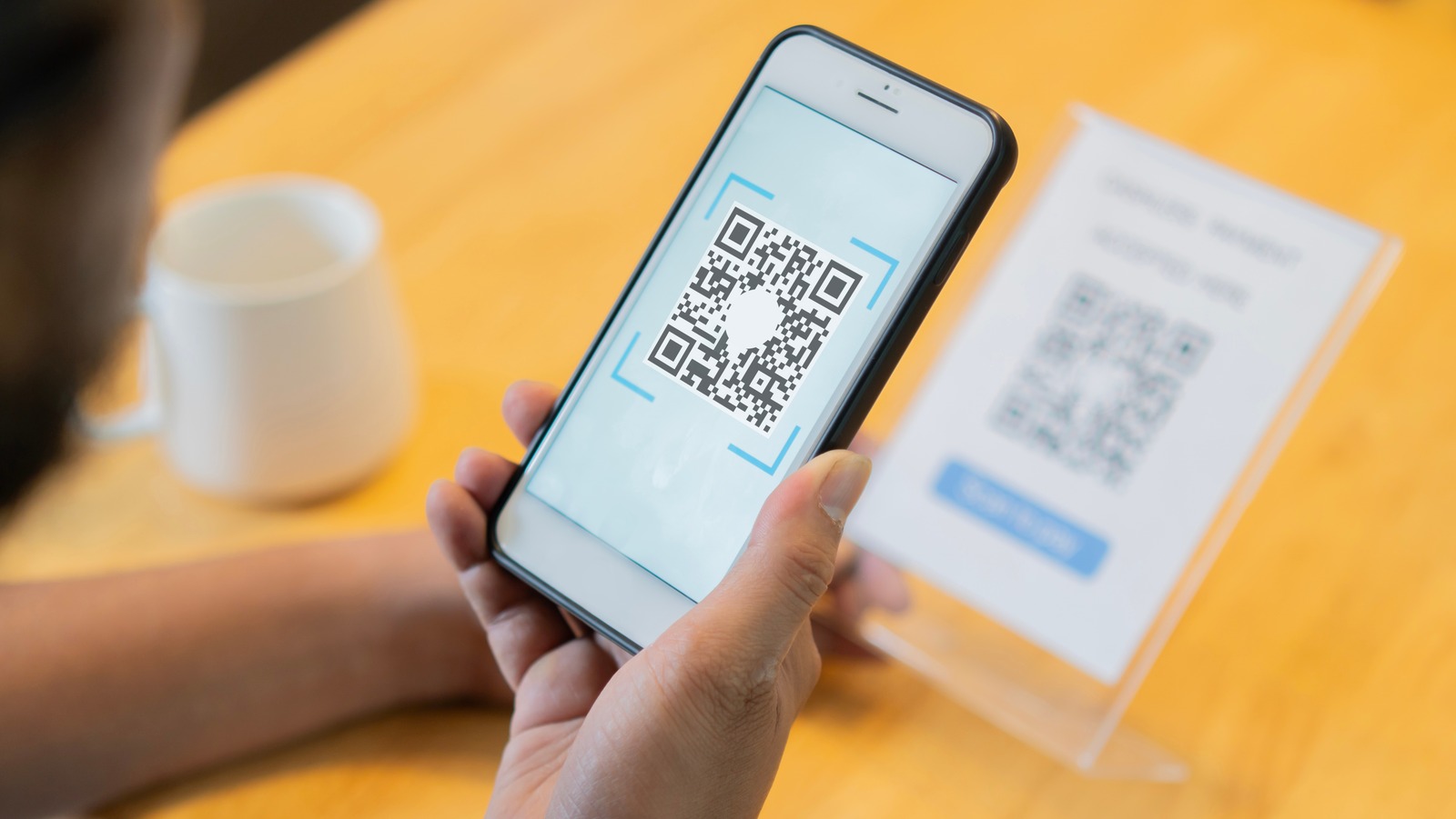 Scanning A QR Code To Pay For Something Could Be Extremely Dangerous