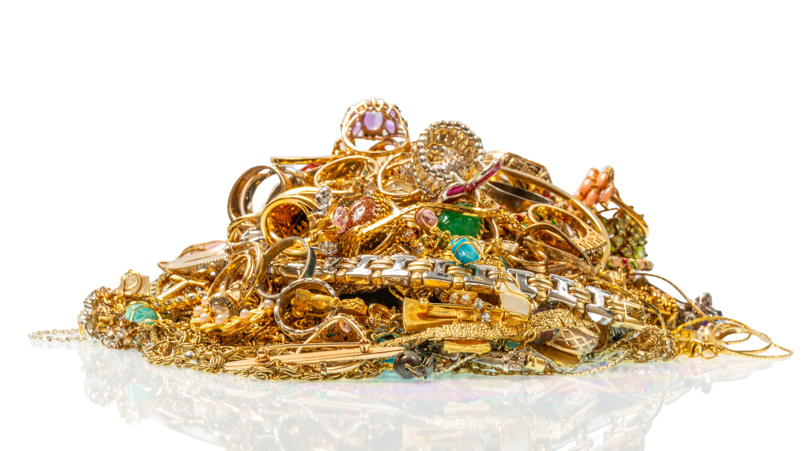 The Retro Style Jewelry That Could Be Worth A Ton Of Money