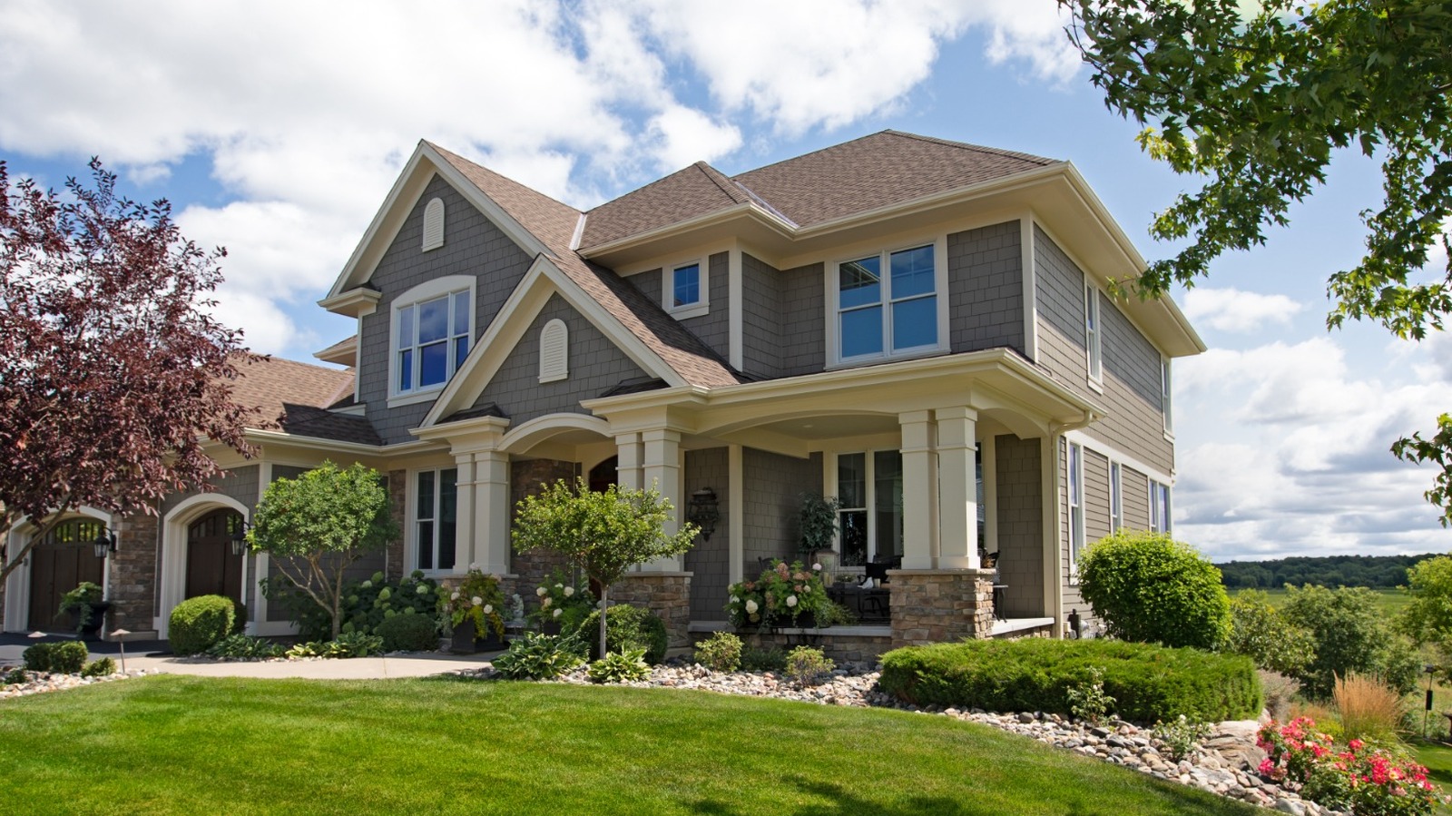 The Richest Suburb In Massachusetts Has A Cost Of Living That Will Make ...