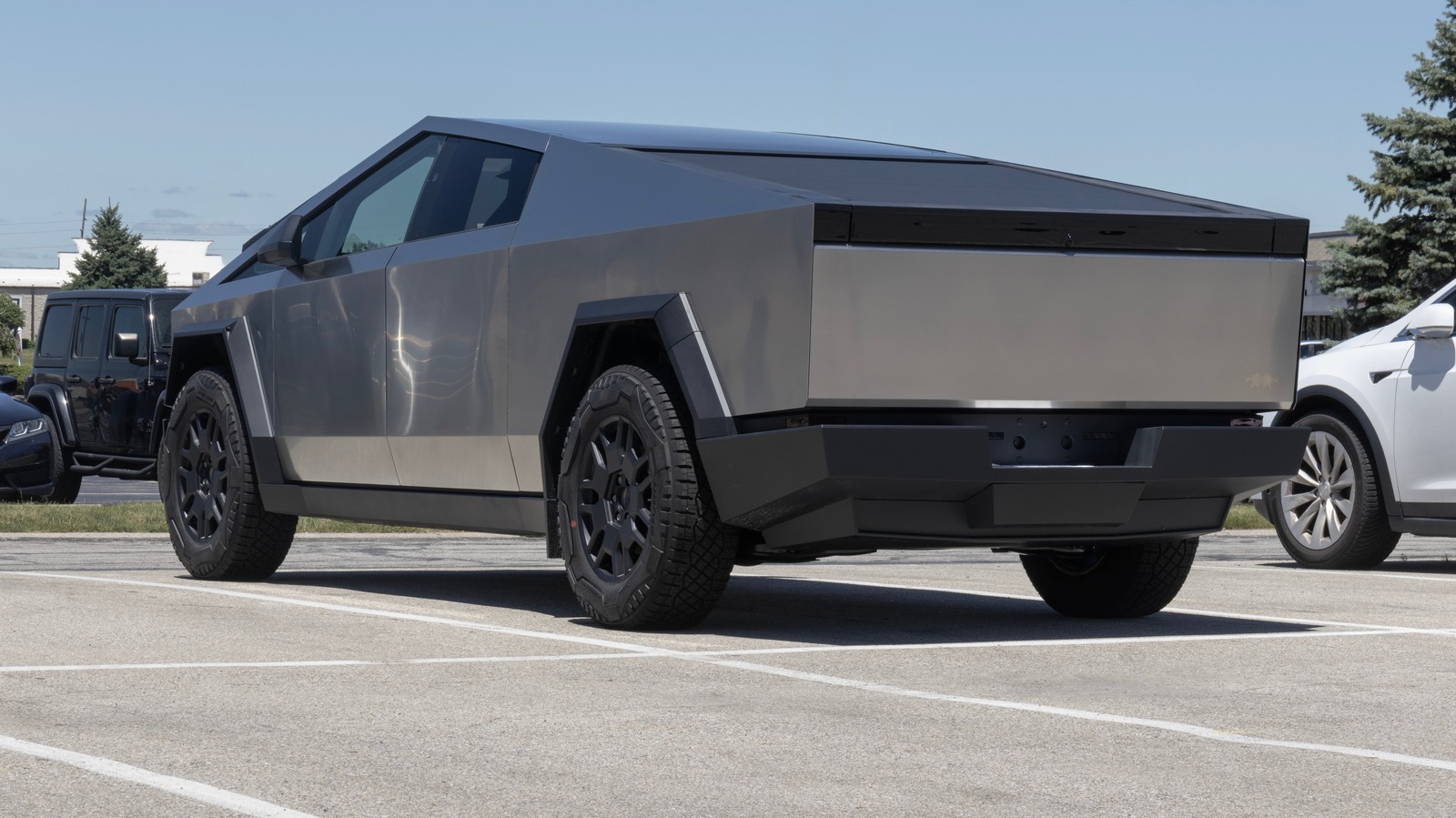 The Tesla Vehicle Owners Allegedly Can't Trade In