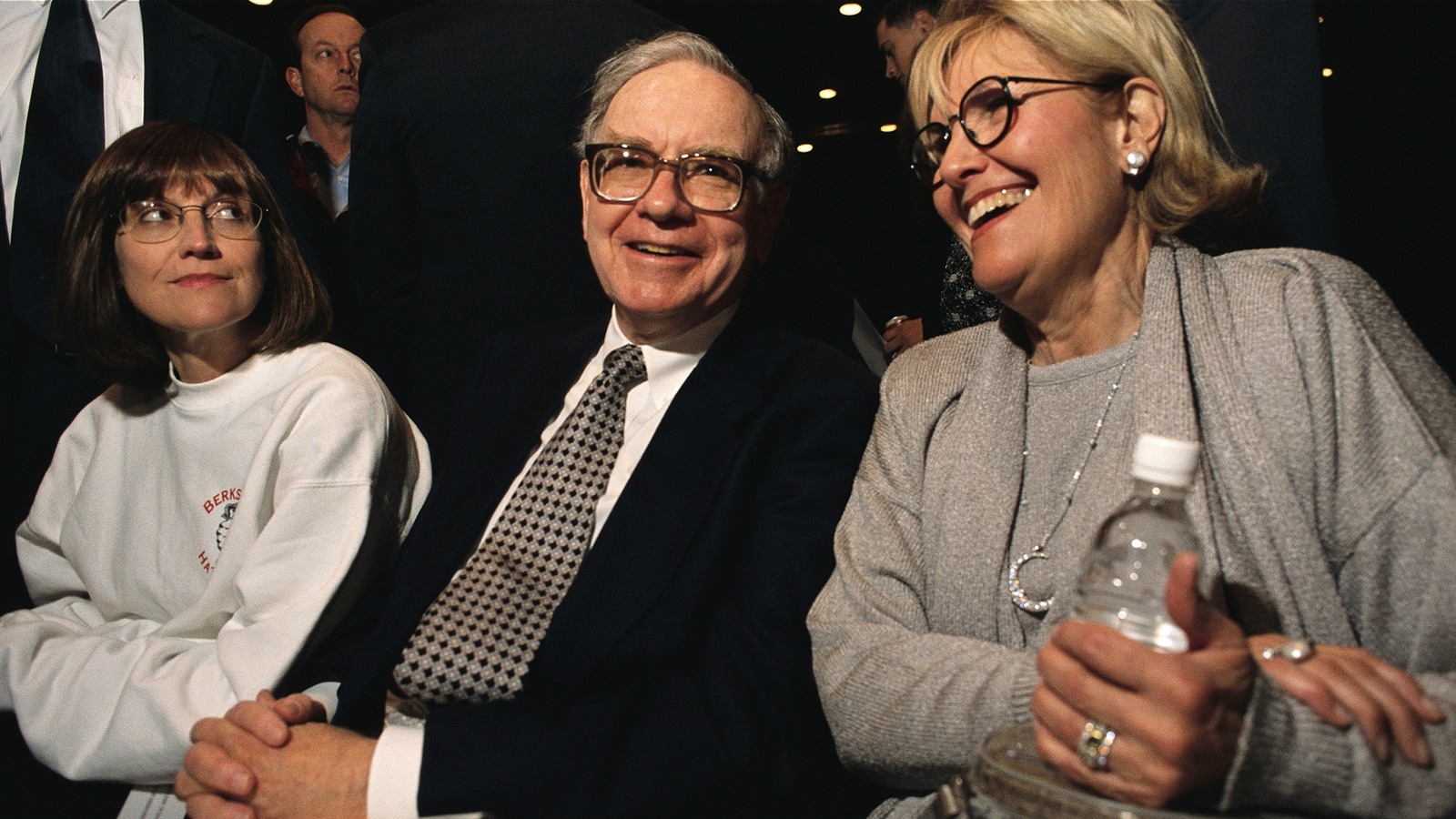 Why Warren Buffett Once Told His Daughter, 'Go To The Bank Like ...